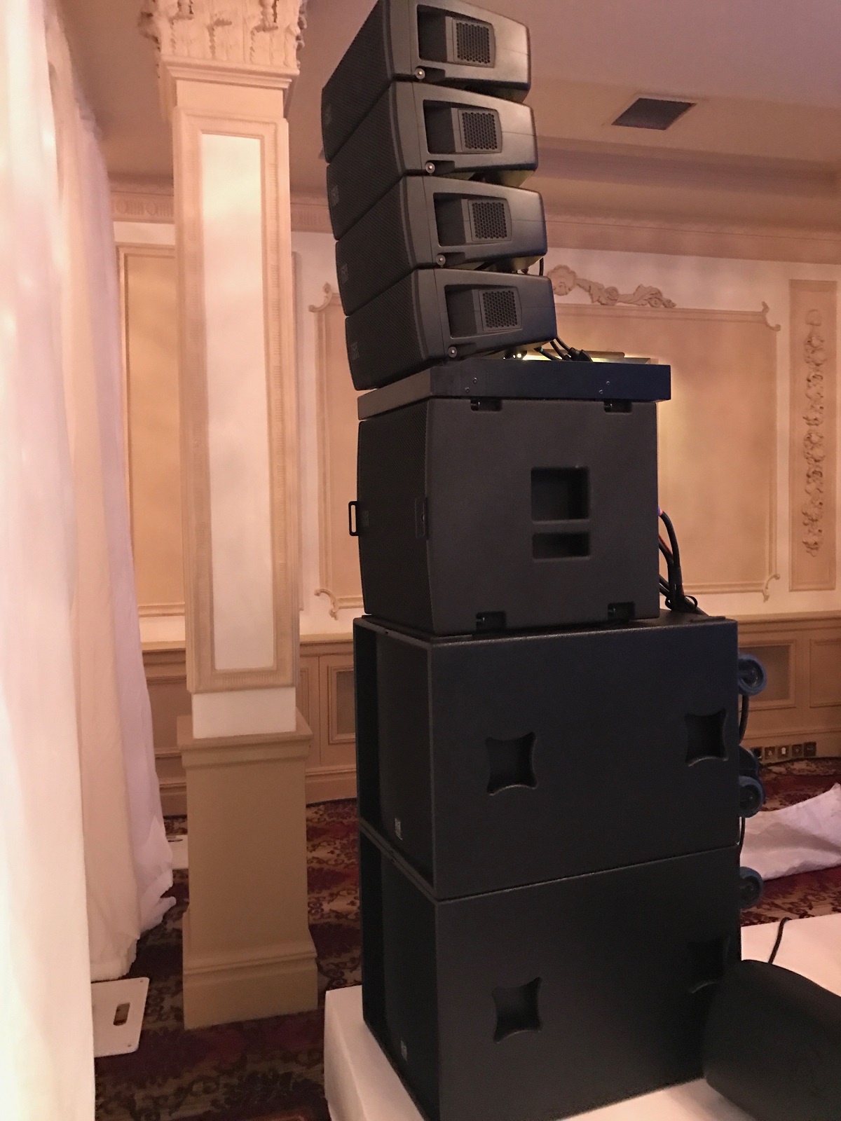 Lovelight Entertainment Buys MLA Mini - Buy Martin Audio MLA